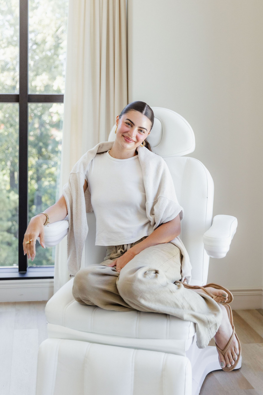 What Is Moxi Laser Treatment & Benefits • Skin Pharm