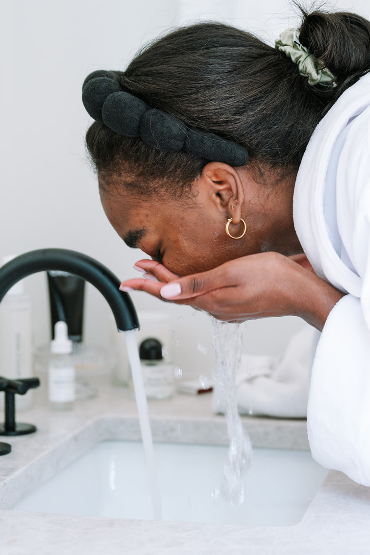 How Often Should You Wash Your Face? The 411 • Skin Pharm