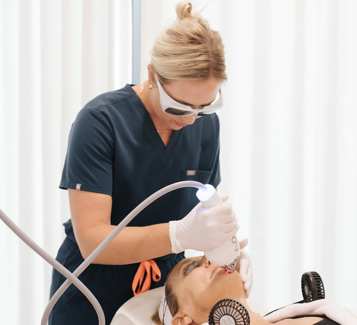 Moxi Laser | Skin Pharm