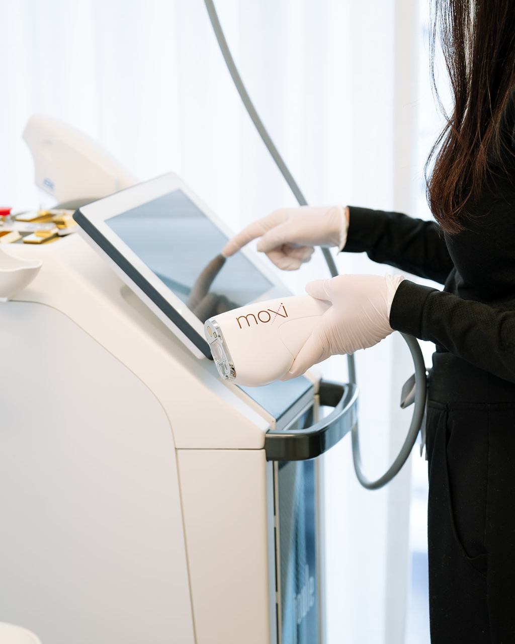 Moxi Laser Treatment • Skin Pharm